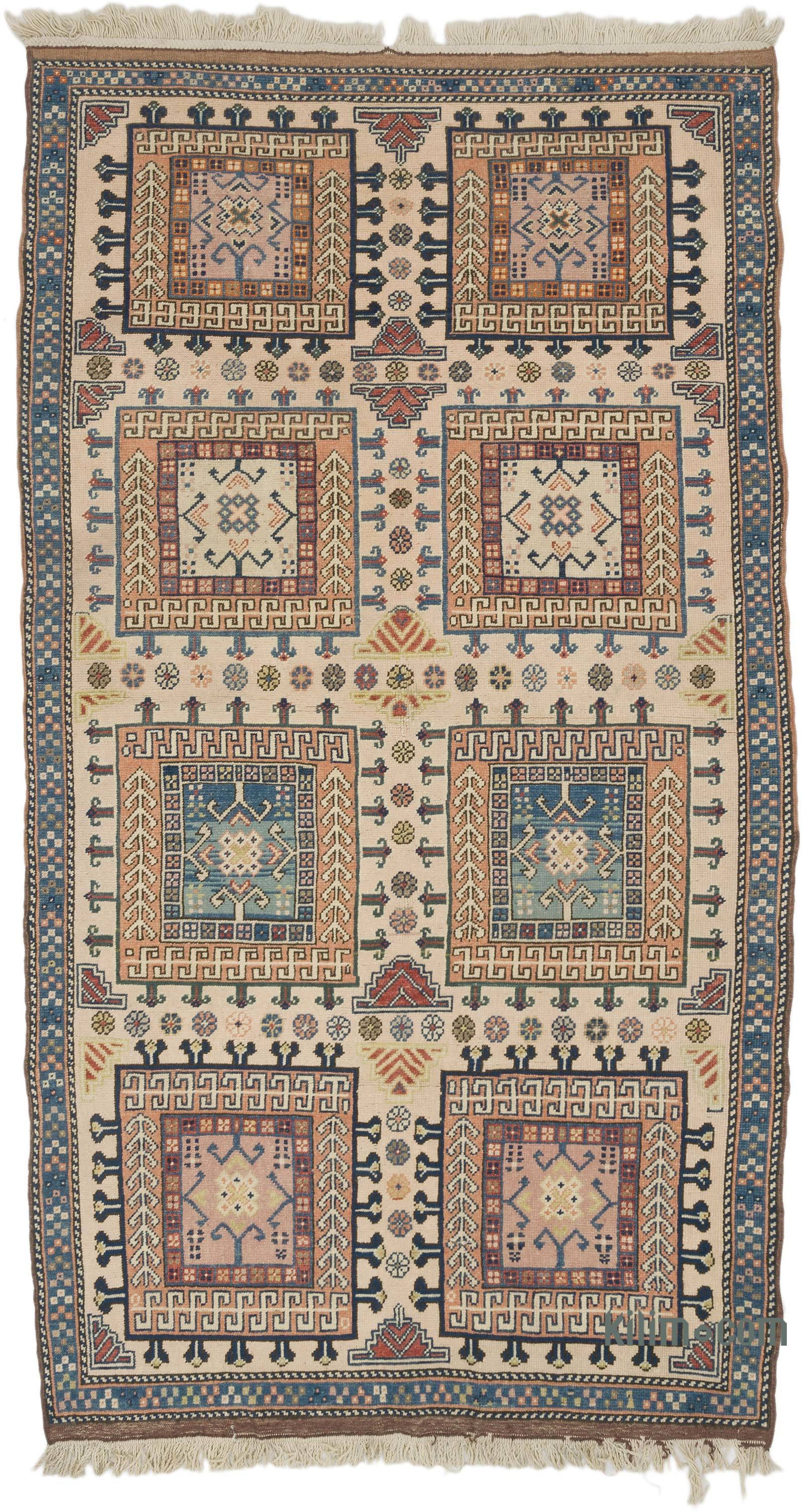 Shop Traditional Handwoven and Hand-knotted Rugs and Carpets