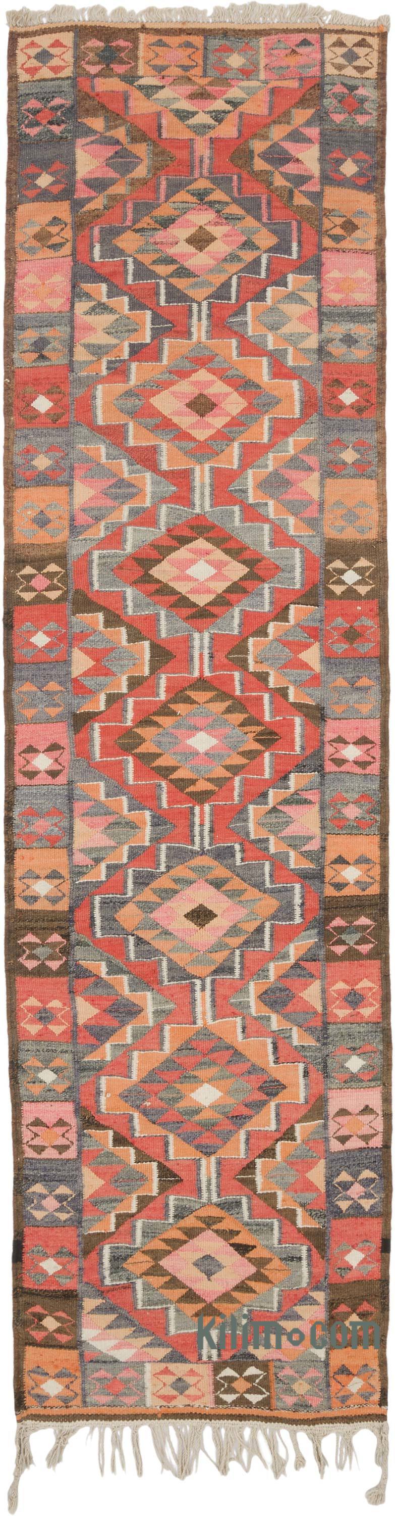 Shop Hand-woven Vintage Kilim Rugs, Carpets and Runners