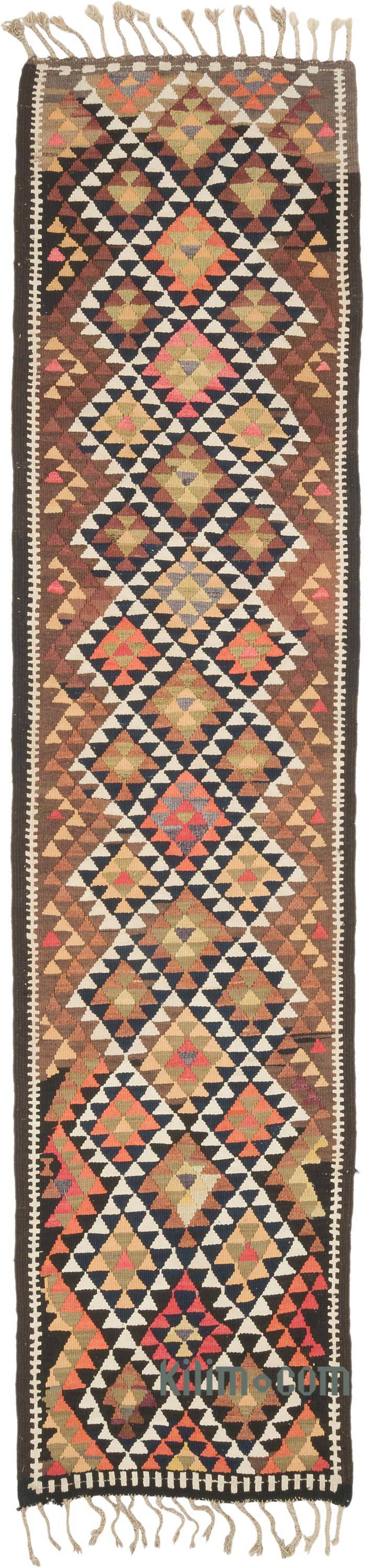 Shop Hand-woven Vintage Kilim Rugs, Carpets and Runners
