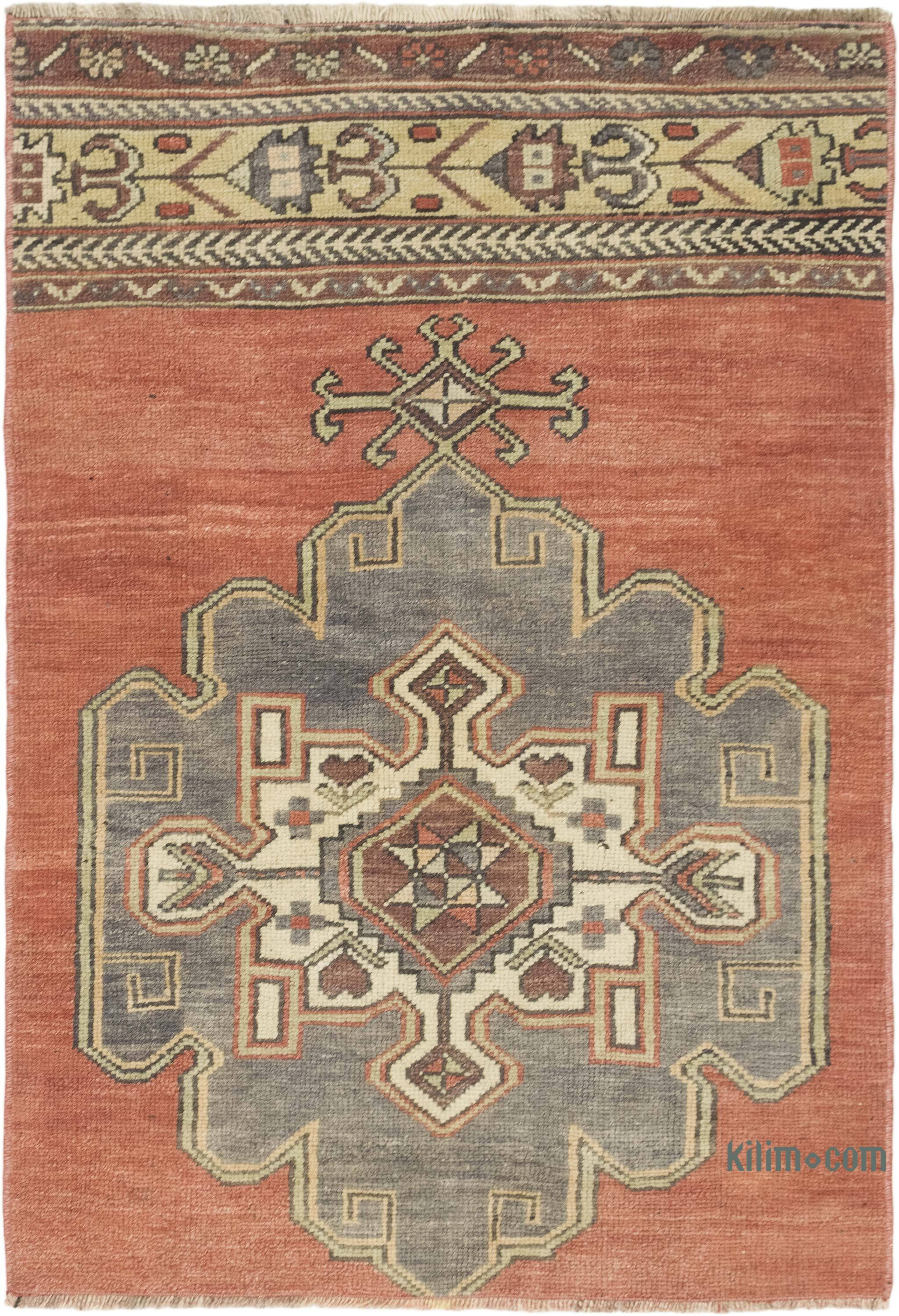 Shop Traditional Handwoven and Hand-knotted Rugs and Carpets