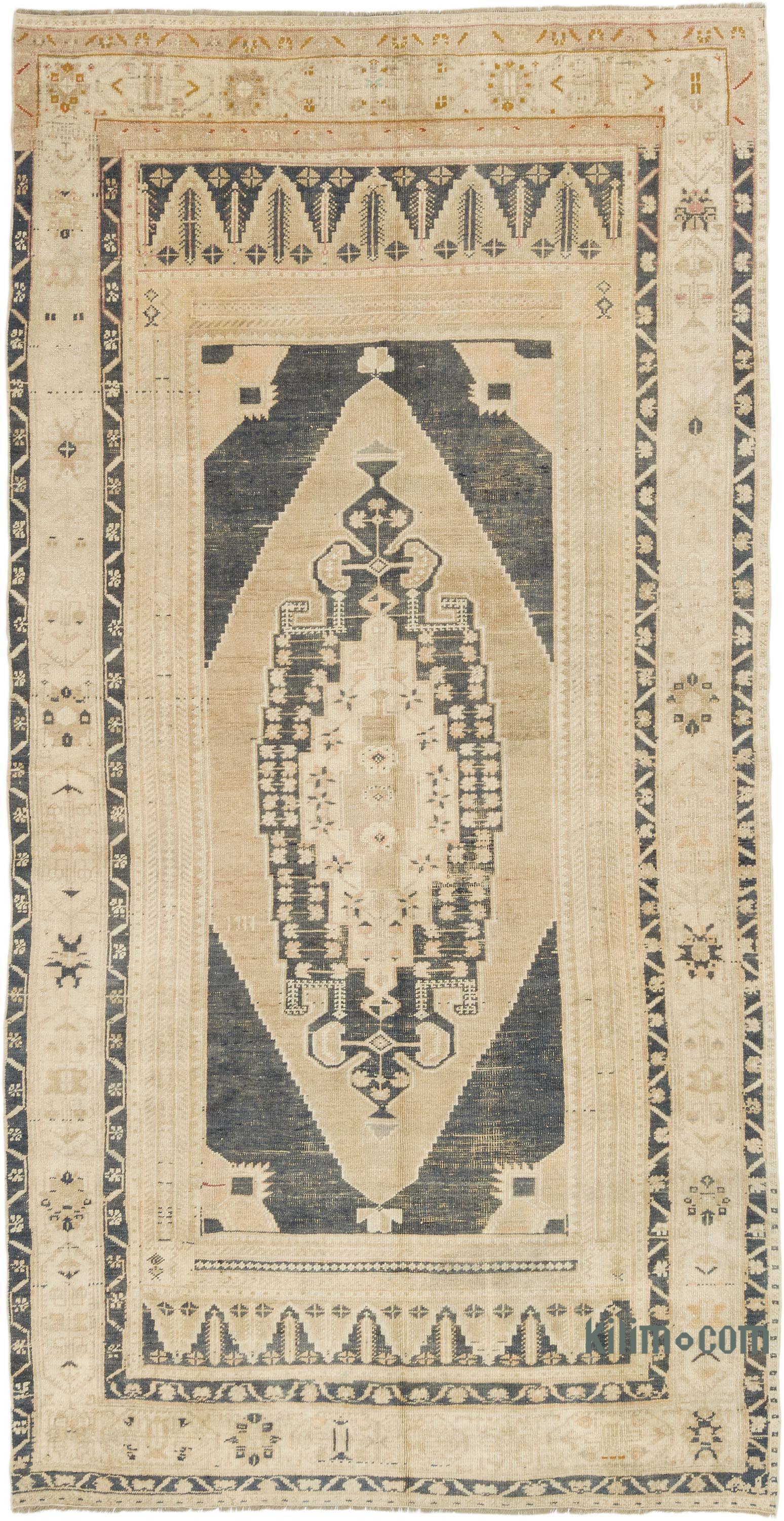 Shop Traditional Handwoven and Hand-knotted Rugs and Carpets