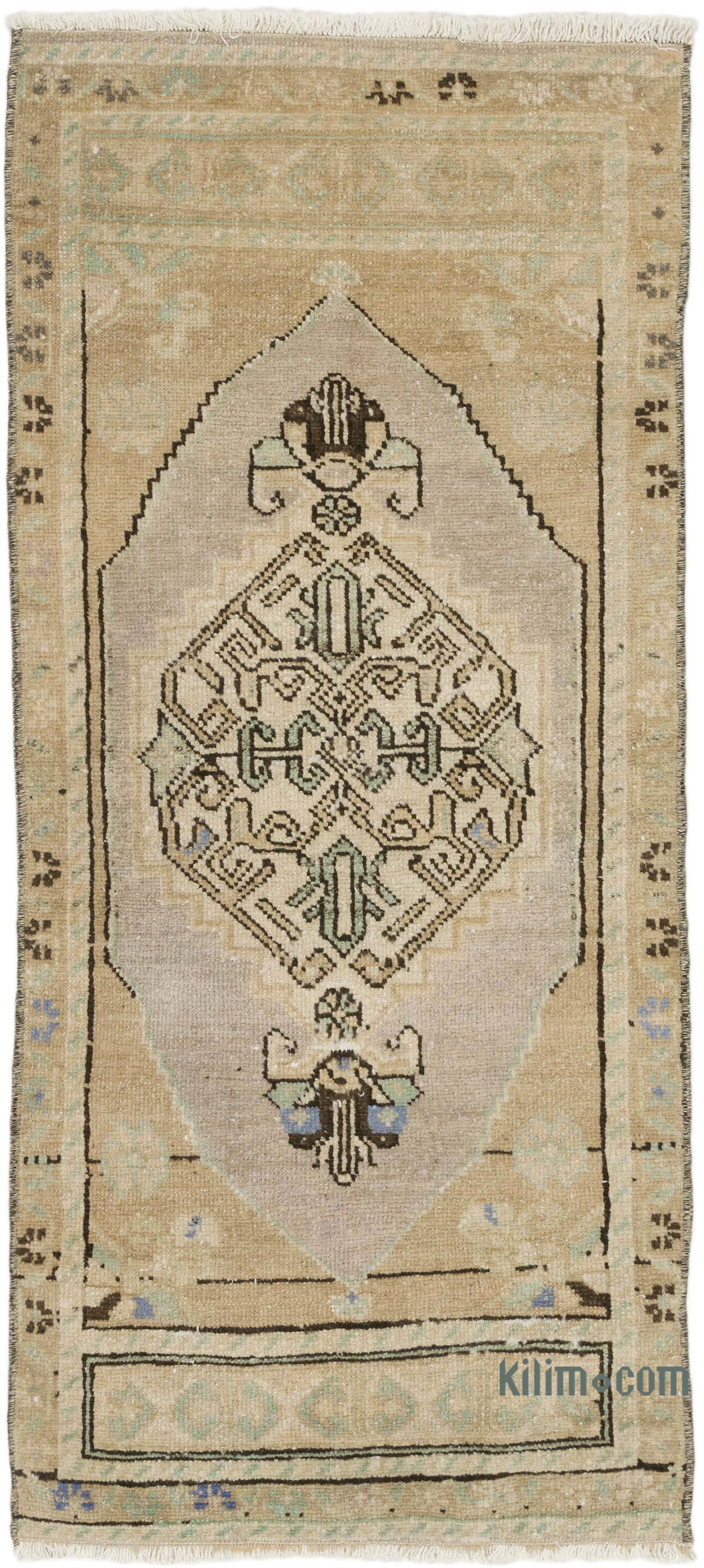 Shop Traditional Handwoven and Hand-knotted Rugs and Carpets